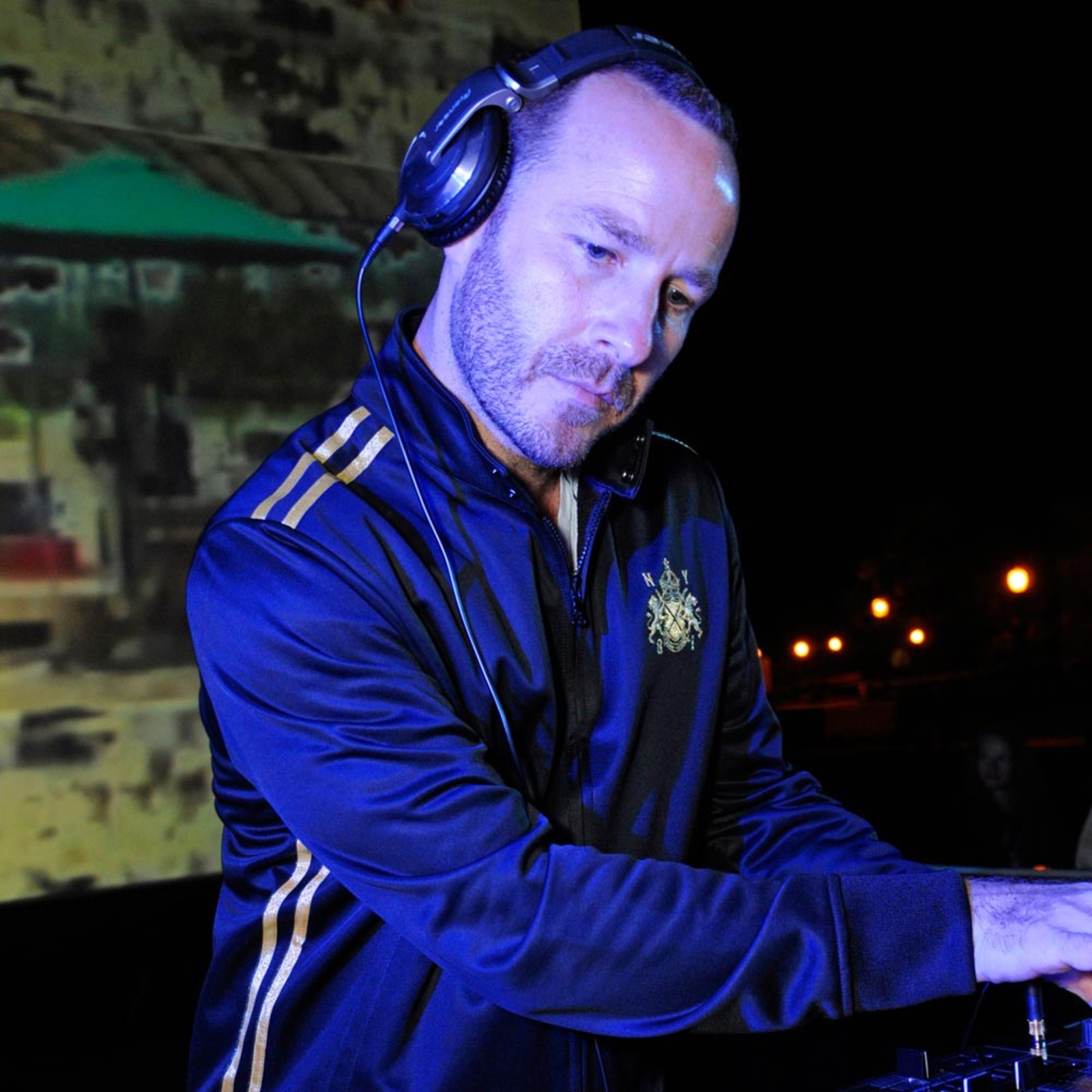 Hey Mr. DJ | Jason Bentley | KCRW - The Carrie Source